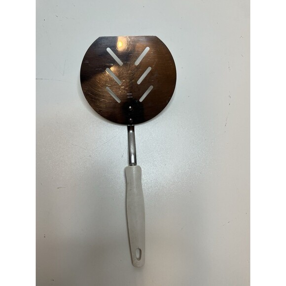 Ekco | Kitchen | Vintage Ekco Round Slotted Spatula White Handle | Poshmark